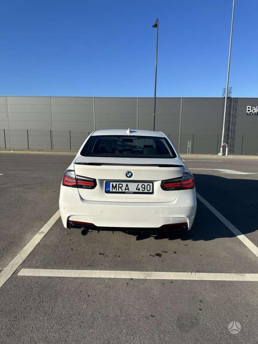 White BMW 320 2012 in Kaunas, with an engine capacity of 2.00 L and mileage of 193 thousand km for 11200 €, photo 7 on AUTOMOTO.COM.LV
