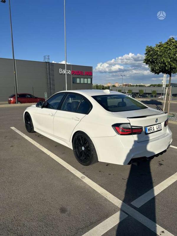 White BMW 320 2012 in Kaunas, with an engine capacity of 2.00 L and mileage of 193 thousand km for 11200 €, photo 7 on AUTOMOTO.COM.LV
