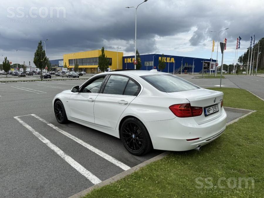 White BMW 320 2012 in Riga, with an engine capacity of 2.00 L and mileage of 160 thousand km for 12200 €, photo 7 on AUTOMOTO.COM.LV
