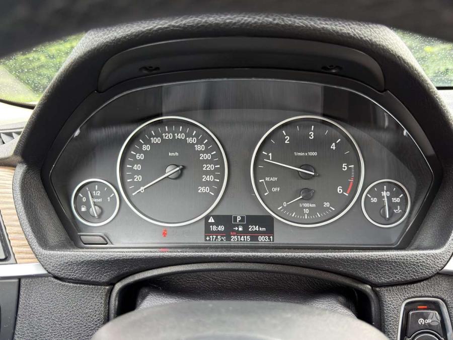 Balts BMW 320 2012 Kaišiadorys, ar dzinēja tilpumu 2.00 L un nobraukumu 251 tūkst. km par 9500 €, foto 11 vietnē AUTOMOTO.COM.LV