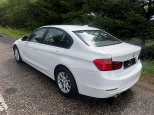 White BMW 320 2012 in Vilkaviskis, with an engine capacity of 2.00 L and mileage of 317 thousand km for 6099 €, photo 5 on AUTOMOTO.COM.LV