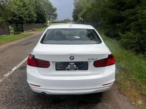 White BMW 320 2012 in Vilkaviskis, with an engine capacity of 2.00 L and mileage of 317 thousand km for 6099 €, photo 6 on AUTOMOTO.COM.LV