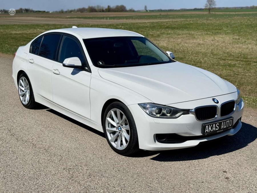 Balts BMW 320 2012 Vilkaviškis, ar dzinēja tilpumu 2.00 L un nobraukumu 272 tūkst. km par 7900 €, foto 3 vietnē AUTOMOTO.COM.LV