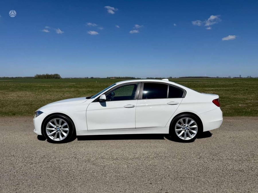 Balts BMW 320 2012 Vilkaviškis, ar dzinēja tilpumu 2.00 L un nobraukumu 272 tūkst. km par 7900 €, foto 6 vietnē AUTOMOTO.COM.LV