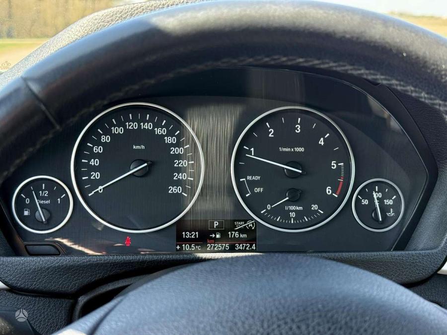 Balts BMW 320 2012 Vilkaviškis, ar dzinēja tilpumu 2.00 L un nobraukumu 272 tūkst. km par 7900 €, foto 12 vietnē AUTOMOTO.COM.LV