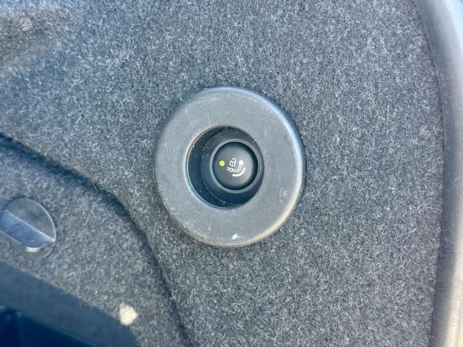 Balts BMW 320 2012 Vilkaviškis, ar dzinēja tilpumu 2.00 L un nobraukumu 272 tūkst. km par 7900 €, foto 23 vietnē AUTOMOTO.COM.LV
