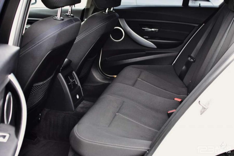 Balts BMW 320 2012 Kretinga, ar dzinēja tilpumu 2.00 L un nobraukumu 331 tūkst. km par 10500 €, foto 15 vietnē AUTOMOTO.COM.LV