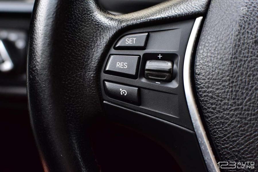 Balts BMW 320 2012 Kretinga, ar dzinēja tilpumu 2.00 L un nobraukumu 331 tūkst. km par 10500 €, foto 24 vietnē AUTOMOTO.COM.LV