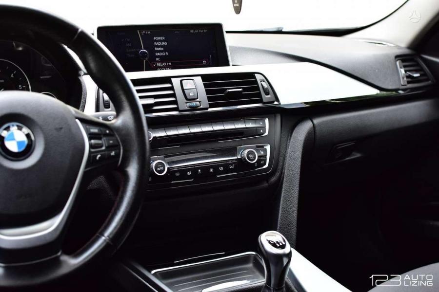Balts BMW 320 2012 Kretinga, ar dzinēja tilpumu 2.00 L un nobraukumu 331 tūkst. km par 10500 €, foto 29 vietnē AUTOMOTO.COM.LV