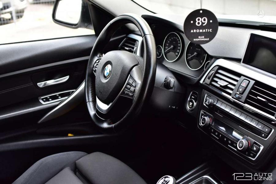 Balts BMW 320 2012 Kretinga, ar dzinēja tilpumu 2.00 L un nobraukumu 331 tūkst. km par 10500 €, foto 30 vietnē AUTOMOTO.COM.LV