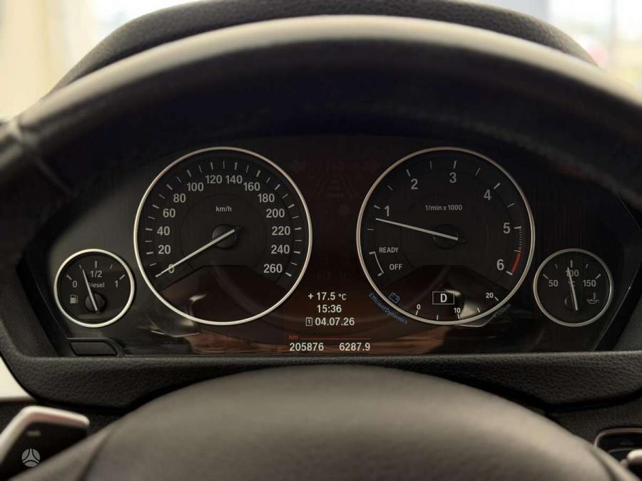 White BMW 320 2012 in Vilnius, with an engine capacity of 2.00 L and mileage of 206 thousand km for 10500 €, photo 26 on AUTOMOTO.COM.LV