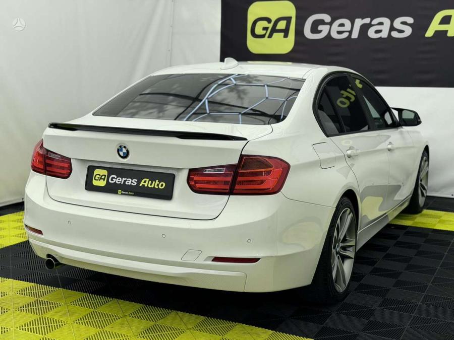 Balts BMW 320 2012 Viļņa, ar dzinēja tilpumu 2.00 L un nobraukumu 206 tūkst. km par 10200 €, foto 8 vietnē AUTOMOTO.COM.LV