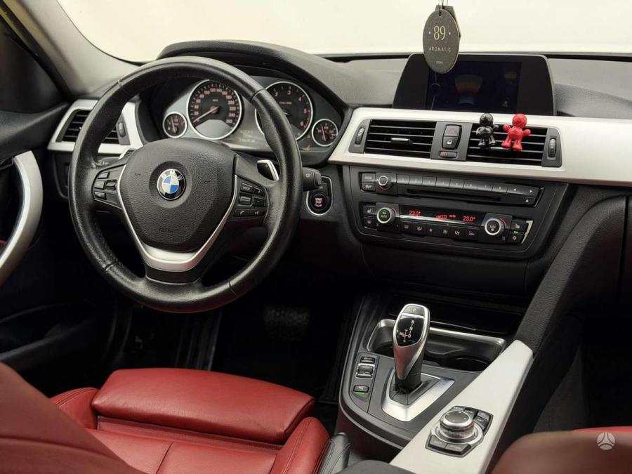 Balts BMW 320 2012 Viļņa, ar dzinēja tilpumu 2.00 L un nobraukumu 206 tūkst. km par 10200 €, foto 16 vietnē AUTOMOTO.COM.LV