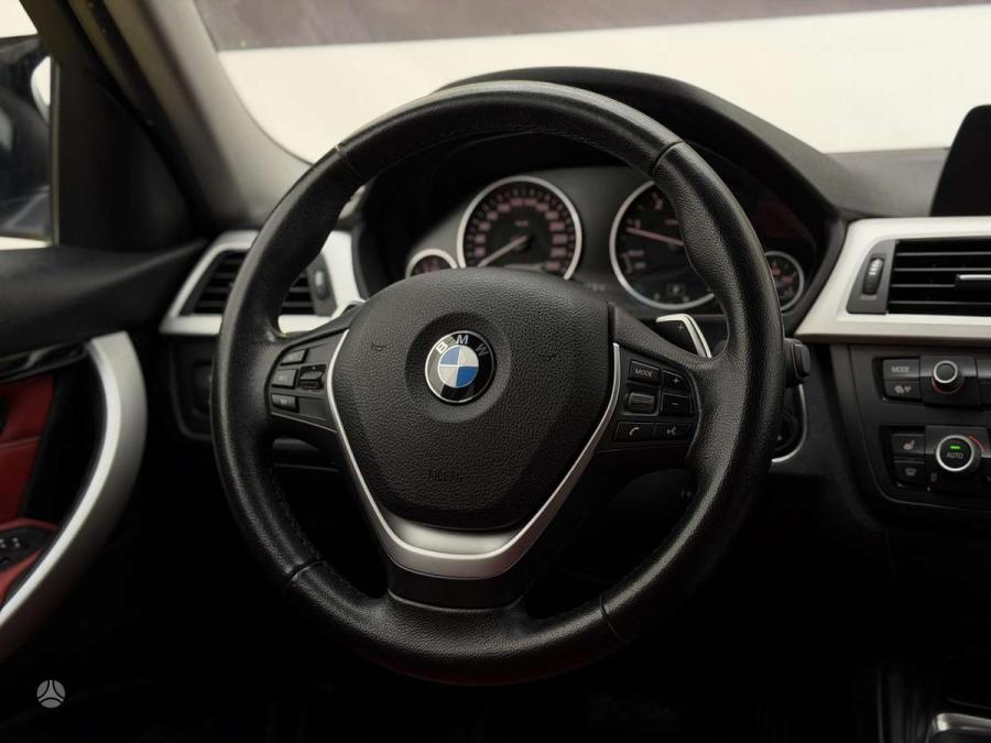 Balts BMW 320 2012 Viļņa, ar dzinēja tilpumu 2.00 L un nobraukumu 206 tūkst. km par 10200 €, foto 17 vietnē AUTOMOTO.COM.LV