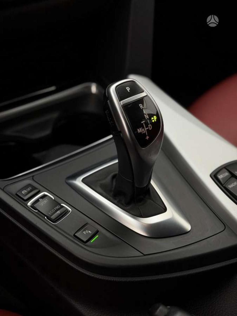 Balts BMW 320 2012 Viļņa, ar dzinēja tilpumu 2.00 L un nobraukumu 206 tūkst. km par 10200 €, foto 20 vietnē AUTOMOTO.COM.LV