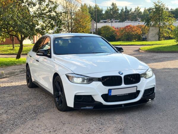 White BMW 320 2012 in Vilnius, with an engine capacity of 2.00 L and mileage of 300 thousand km for 5950 €, photo 7 on AUTOMOTO.COM.LV