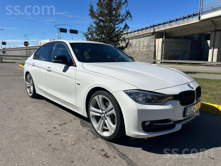 White BMW 320 2013 in Riga, with an engine capacity of 2.00 L and mileage of 300 thousand km for 10200 €, photo 1 on AUTOMOTO.COM.LV