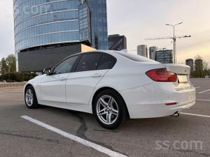 Белый БМВ 320 2013 в Рига, объемом двигателя 2.00 л и пробегом 297 тыс. км за 9990 €, фото 5 на AUTOMOTO.COM.LV