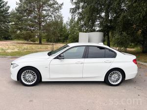 Balts BMW 320 2013 Rīga, ar dzinēja tilpumu 2.00 L un nobraukumu 0 tūkst. km par 10400 €, foto 4 vietnē AUTOMOTO.COM.LV