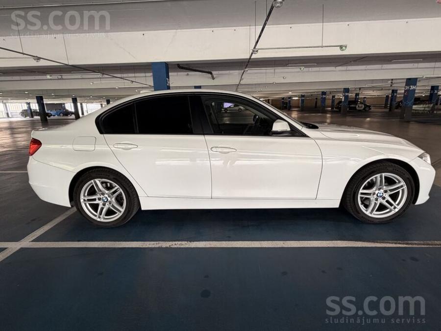 Balts BMW 320 2013 Rīga, ar dzinēja tilpumu 2.00 L un nobraukumu 299 tūkst. km par 9700 €, foto 5 vietnē AUTOMOTO.COM.LV