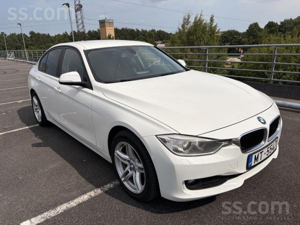 Balts BMW 320 2013 Rīga, ar dzinēja tilpumu 2.00 L un nobraukumu 300 tūkst. km par 9700 €, foto 4 vietnē AUTOMOTO.COM.LV