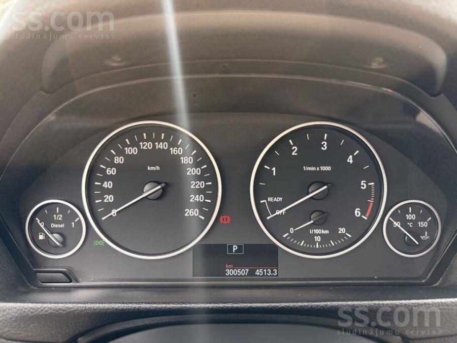White BMW 320 2013 in Riga, with an engine capacity of 2.00 L and mileage of 300 thousand km for 9700 €, photo 17 on AUTOMOTO.COM.LV