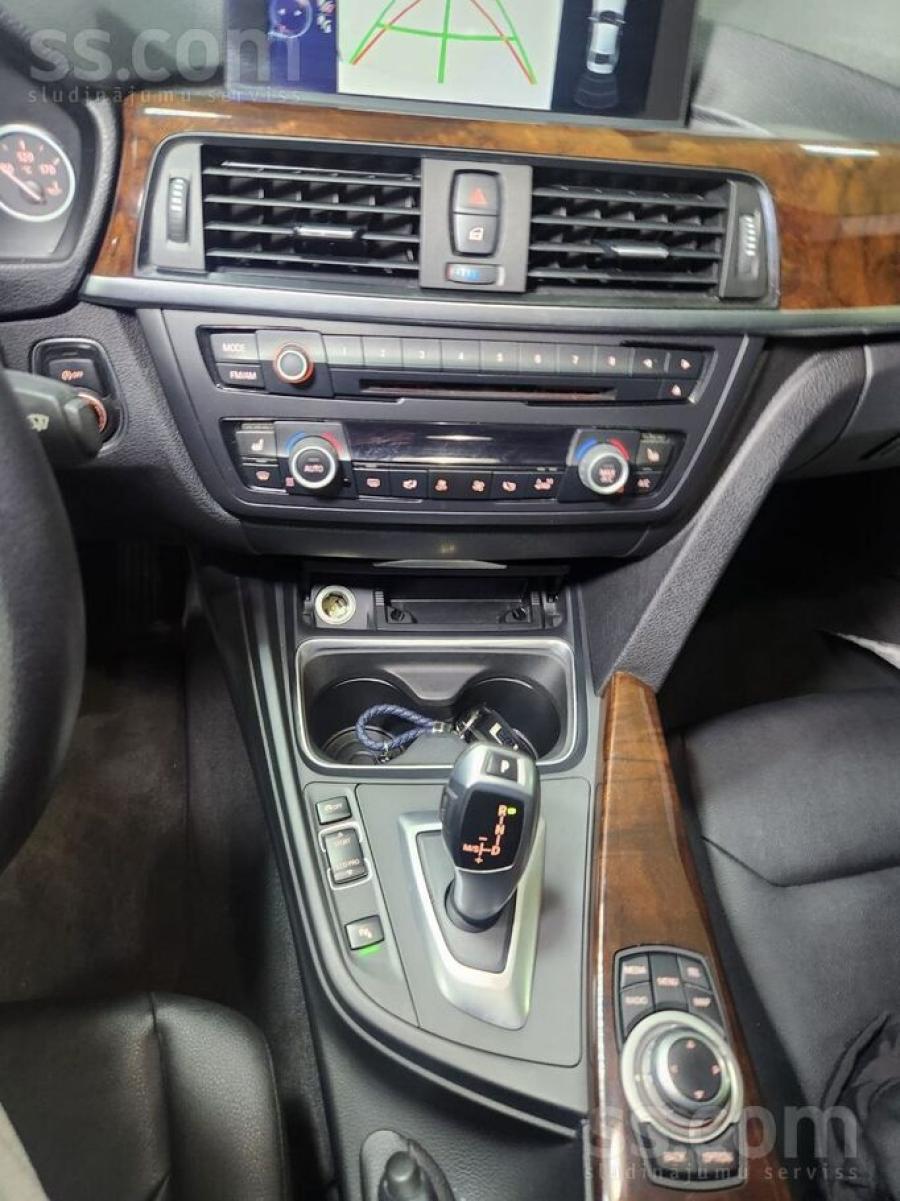 White BMW 320 2013 in Riga, with an engine capacity of 2.00 L and mileage of 165 thousand km for 9000 €, photo 7 on AUTOMOTO.COM.LV