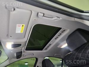 White BMW 320 2013 in Riga, with an engine capacity of 2.00 L and mileage of 165 thousand km for 9000 €, photo 11 on AUTOMOTO.COM.LV