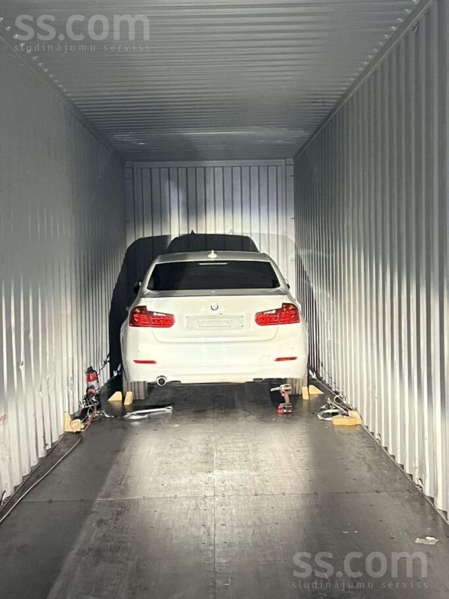 White BMW 320 2013 in Riga, with an engine capacity of 2.00 L and mileage of 165 thousand km for 9000 €, photo 18 on AUTOMOTO.COM.LV