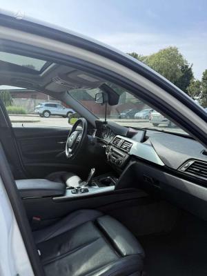 White BMW 320 2013 in Klaipeda, with an engine capacity of 2.00 L and mileage of 300 thousand km for 8500 €, photo 13 on AUTOMOTO.COM.LV
