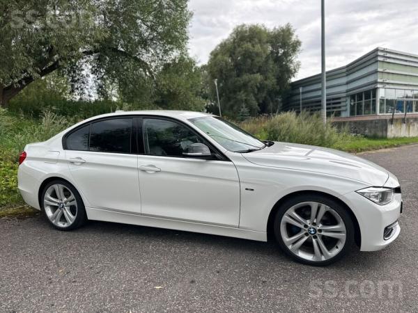 Balts BMW 320 2013 Rīga, ar dzinēja tilpumu 2.00 L un nobraukumu 296 tūkst. km par 9100 €, foto 5 vietnē AUTOMOTO.COM.LV