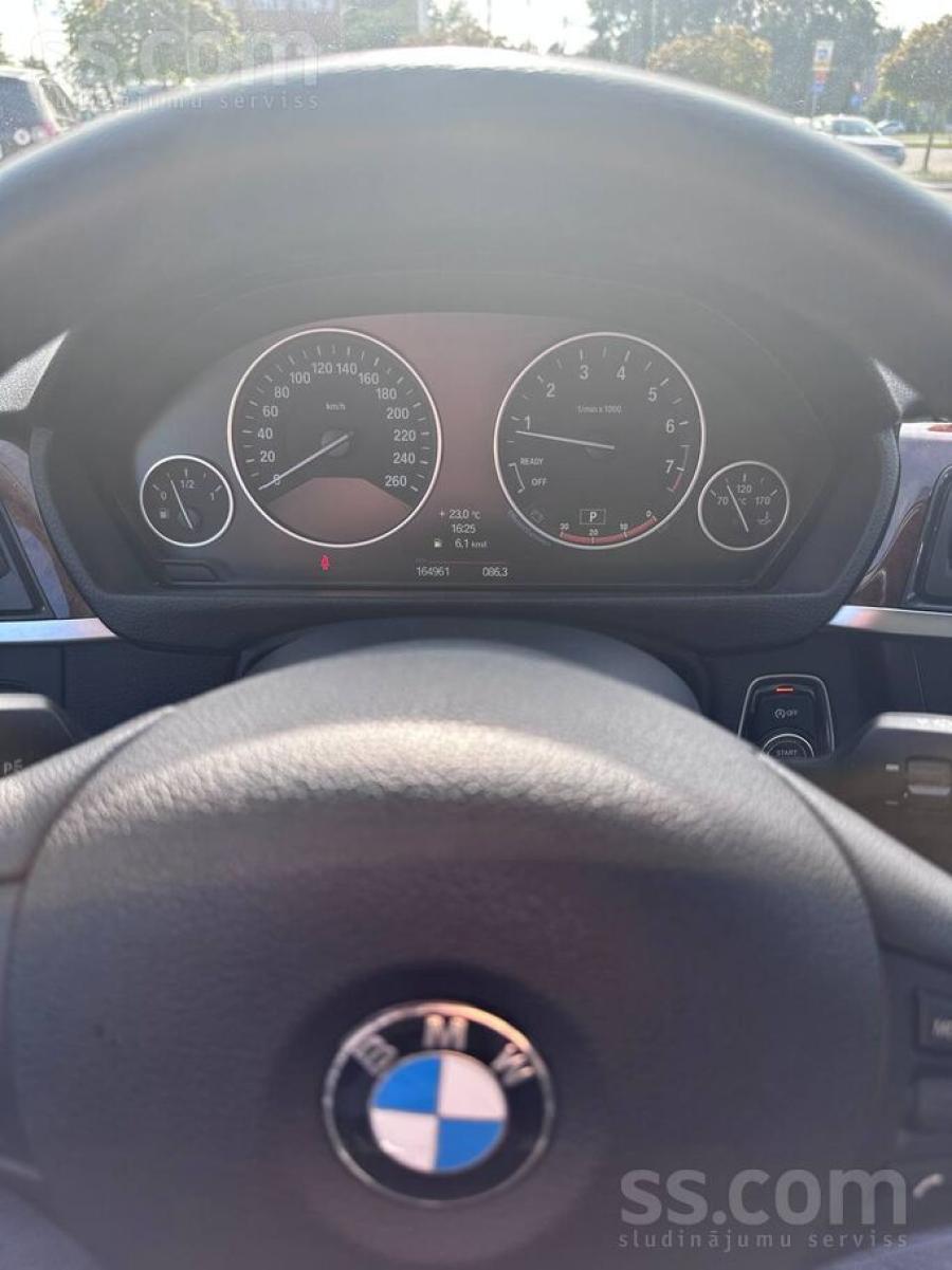 White BMW 320 2013 in Riga, with an engine capacity of 2.00 L and mileage of 165 thousand km for 12000 €, photo 6 on AUTOMOTO.COM.LV