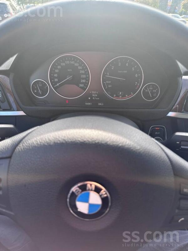 White BMW 320 2013 in Riga, with an engine capacity of 2.00 L and mileage of 165 thousand km for 12000 €, photo 9 on AUTOMOTO.COM.LV