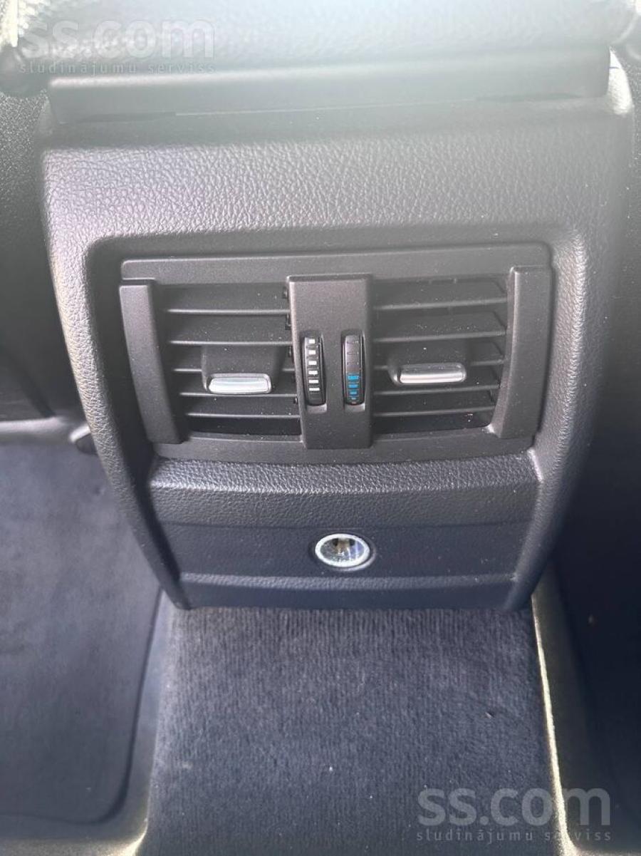 White BMW 320 2013 in Riga, with an engine capacity of 2.00 L and mileage of 165 thousand km for 12000 €, photo 16 on AUTOMOTO.COM.LV