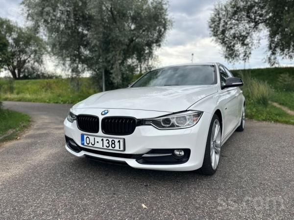 БМВ 320 2013 в Рига на AUTOMOTO.COM.LV Белый БМВ 320 2013 в Рига, объемом двигателя 2.00 л и пробегом 296 тыс. км за 8500 €, фото 8 на AUTOMOTO.COM.LV
