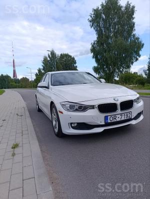Balts BMW 320 2013 Rīga, ar dzinēja tilpumu 2.00 L un nobraukumu 165 tūkst. km par 11100 €, foto 4 vietnē AUTOMOTO.COM.LV