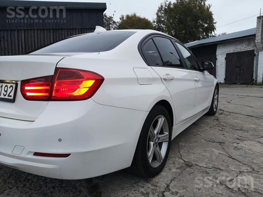 Balts BMW 320 2013 Rīga, ar dzinēja tilpumu 2.00 L un nobraukumu 165 tūkst. km par 10000 €, foto 5 vietnē AUTOMOTO.COM.LV