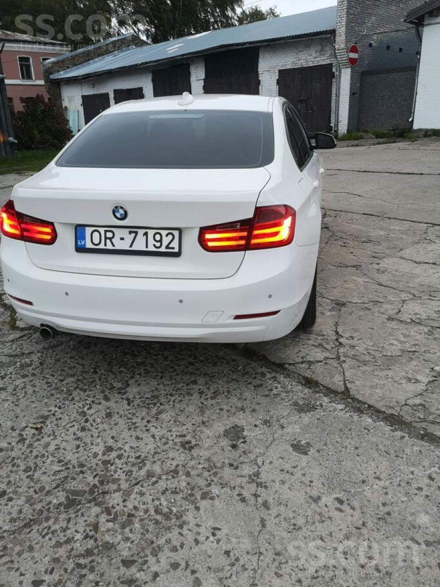 Balts BMW 320 2013 Rīga, ar dzinēja tilpumu 2.00 L un nobraukumu 165 tūkst. km par 10000 €, foto 6 vietnē AUTOMOTO.COM.LV