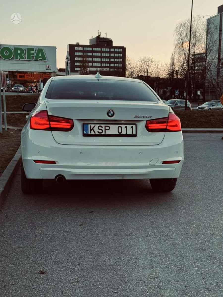 White BMW 320 2014 in Vilnius, with an engine capacity of 2.00 L and mileage of 203 thousand km for 12500 €, photo 2 on AUTOMOTO.COM.LV