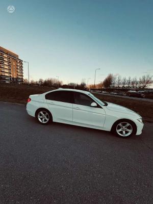 White BMW 320 2014 in Vilnius, with an engine capacity of 2.00 L and mileage of 203 thousand km for 12500 €, photo 6 on AUTOMOTO.COM.LV
