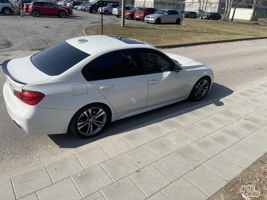 White BMW 320 2014 in Vilnius, with an engine capacity of 2.00 L and mileage of 220 thousand km for 1500 €, photo 4 on AUTOMOTO.COM.LV