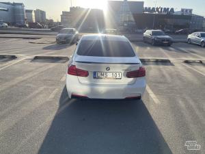 White BMW 320 2014 in Vilnius, with an engine capacity of 2.00 L and mileage of 220 thousand km for 1500 €, photo 14 on AUTOMOTO.COM.LV