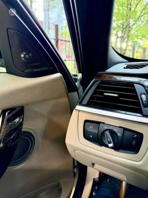 White BMW 320 2014 in Kaunas, with an engine capacity of 0.00 L and mileage of 291 thousand km for 12700 €, photo 17 on AUTOMOTO.COM.LV