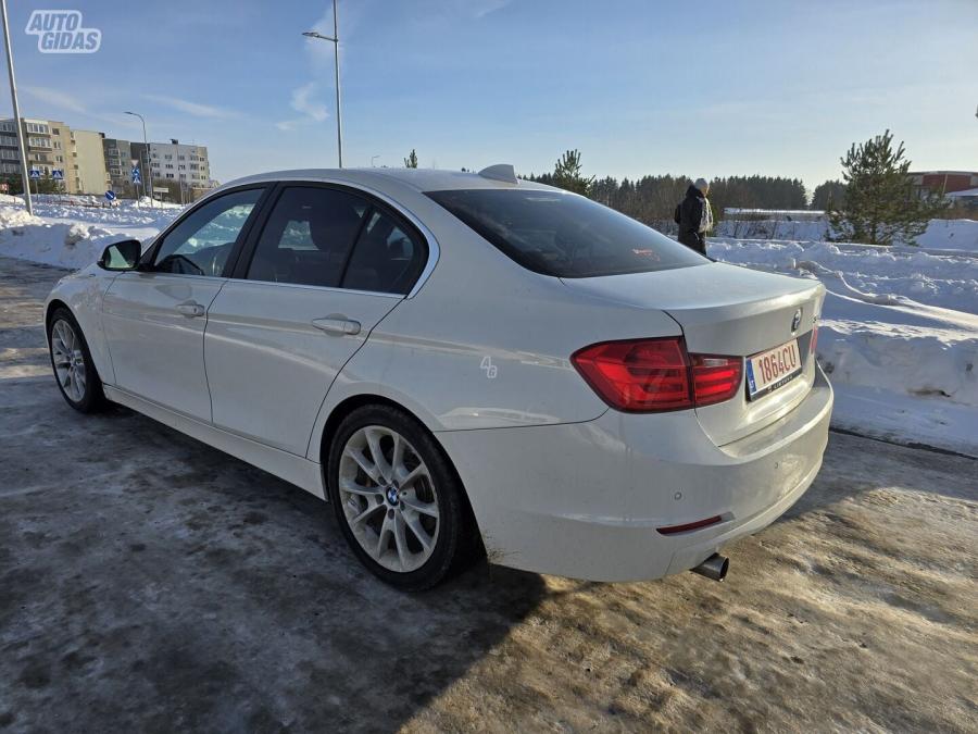 White BMW 320 2015 in Klaipeda, with an engine capacity of 2.00 L and mileage of 320 thousand km for 7300 €, photo 6 on AUTOMOTO.COM.LV