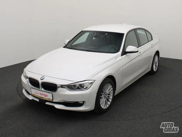 White BMW 320 2015 in Vilnius, with an engine capacity of 2.00 L and mileage of 144 thousand km for 14199 €, photo 1 on AUTOMOTO.COM.LV