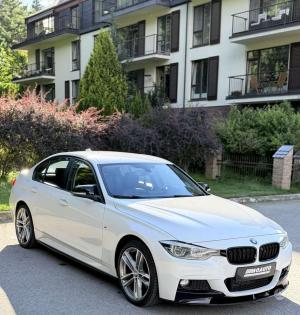 White BMW 320 2015 in Vilnius, with an engine capacity of 2.00 L and mileage of 200 thousand km for 12999 €, photo 8 on AUTOMOTO.COM.LV
