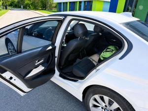 White BMW 320 2015 in Vilnius, with an engine capacity of 2.00 L and mileage of 168 thousand km for 11132 €, photo 5 on AUTOMOTO.COM.LV