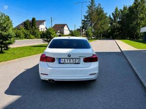 White BMW 320 2015 in Vilnius, with an engine capacity of 2.00 L and mileage of 168 thousand km for 11132 €, photo 7 on AUTOMOTO.COM.LV