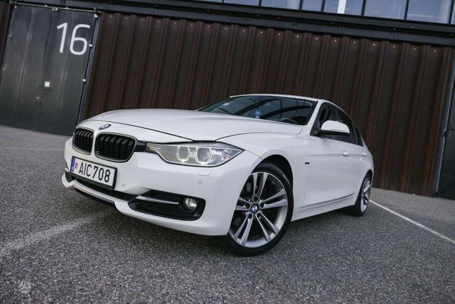 White BMW 320 2015 in Kaunas, with an engine capacity of 2.00 L and mileage of 314 thousand km for 9700 €, photo 6 on AUTOMOTO.COM.LV