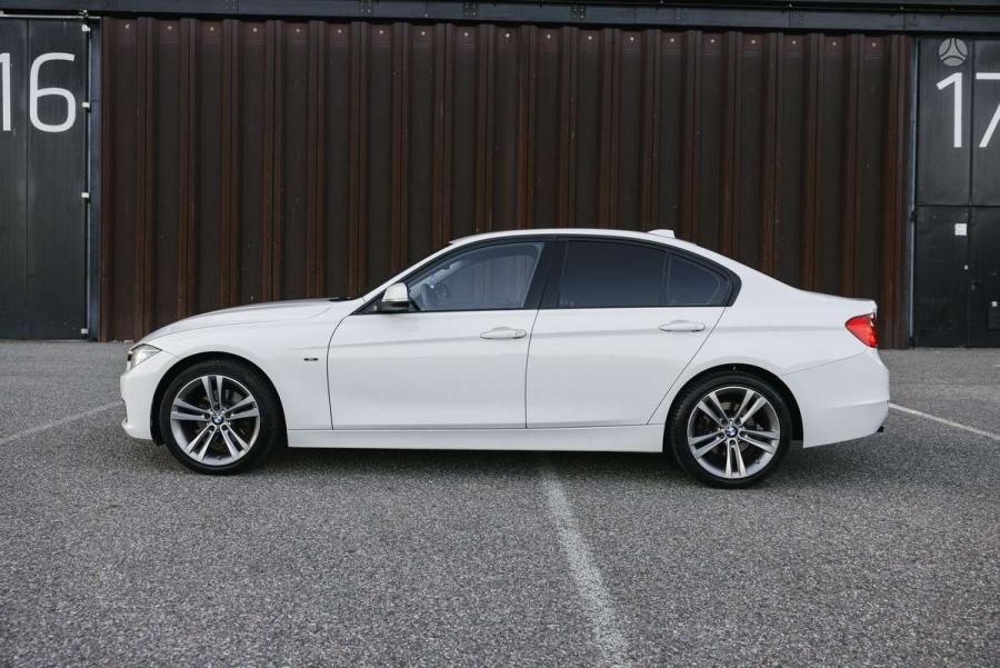 White BMW 320 2015 in Kaunas, with an engine capacity of 2.00 L and mileage of 314 thousand km for 9700 €, photo 7 on AUTOMOTO.COM.LV